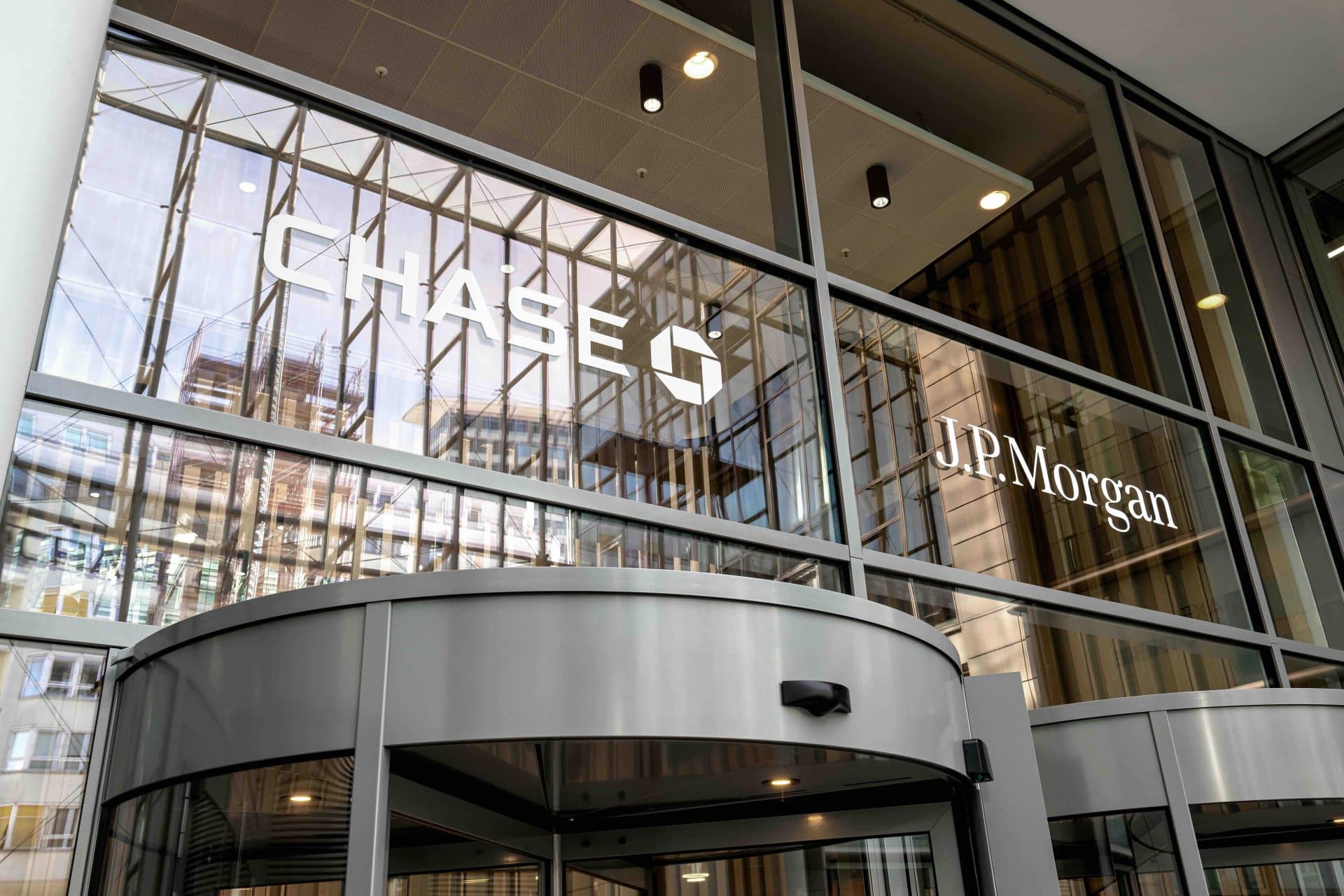 Neue Digitalbank: J.P. Morgan-Tochter Chase startet heute in ...